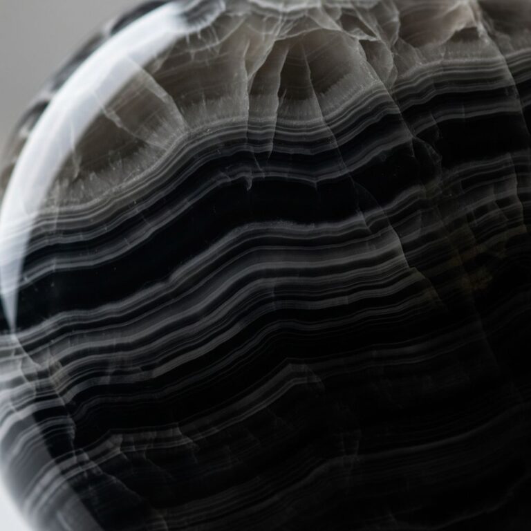 Onyx: Meaning, Properties, and Uses - Wisdom Of The Spirit