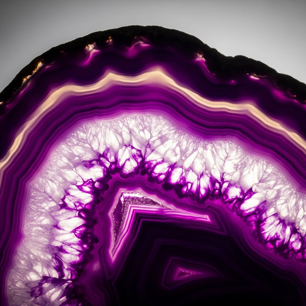 Grape Agate: Meaning, Properties, and Uses - Wisdom Of The Spirit